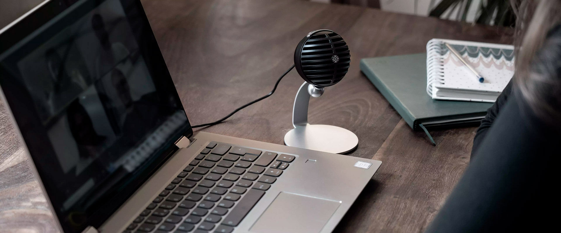 Micrófonos para grabación clases en línea | Shure Shop MX